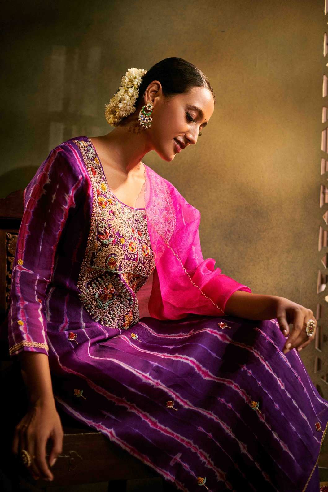 Traditional & Ethnic Dresses for Women & Kids in India | Taruni India