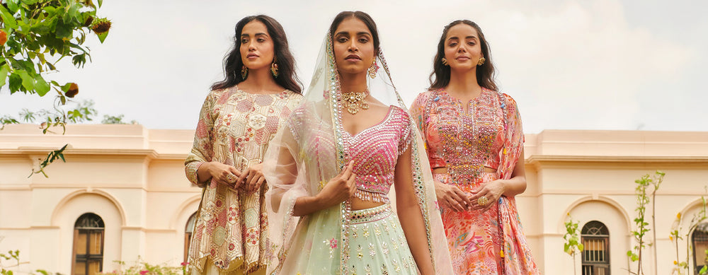 Traditional & Ethnic Dresses for Women & Kids in India | Taruni India