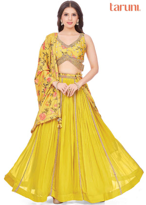 Buy Lehenga for Women Online in India | Taruni India